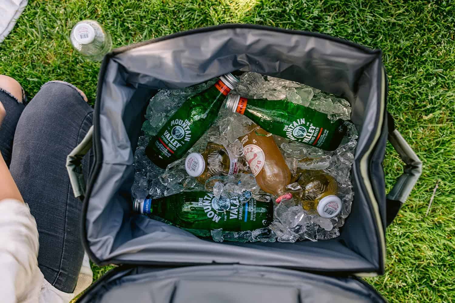 igloo-large-portable-insulated-soft-coolers-with-rolling-wheels-4 ...