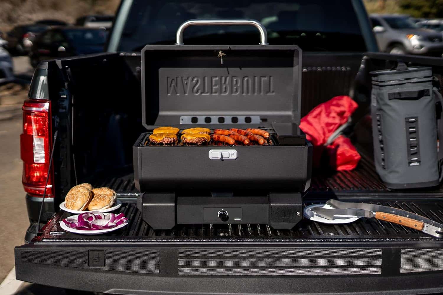 masterbuilt-electric-portable-charcoal-grill-and-smoker-with-steadytemp ...
